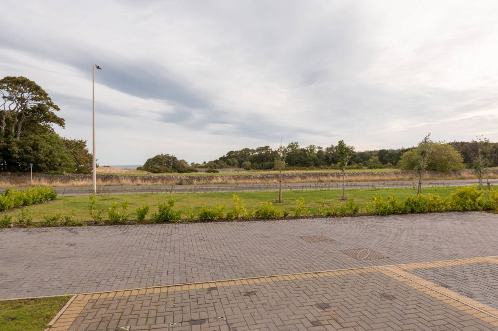 Property details - Paris Steele