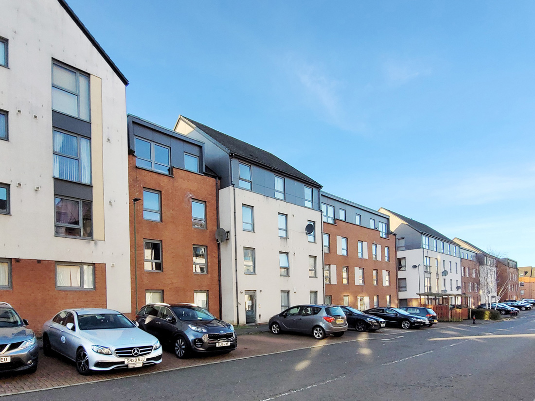 1/2 Ferry Gait Crescent, Silverknowes, Edinburgh, EH4 4GS - Solicitors ...