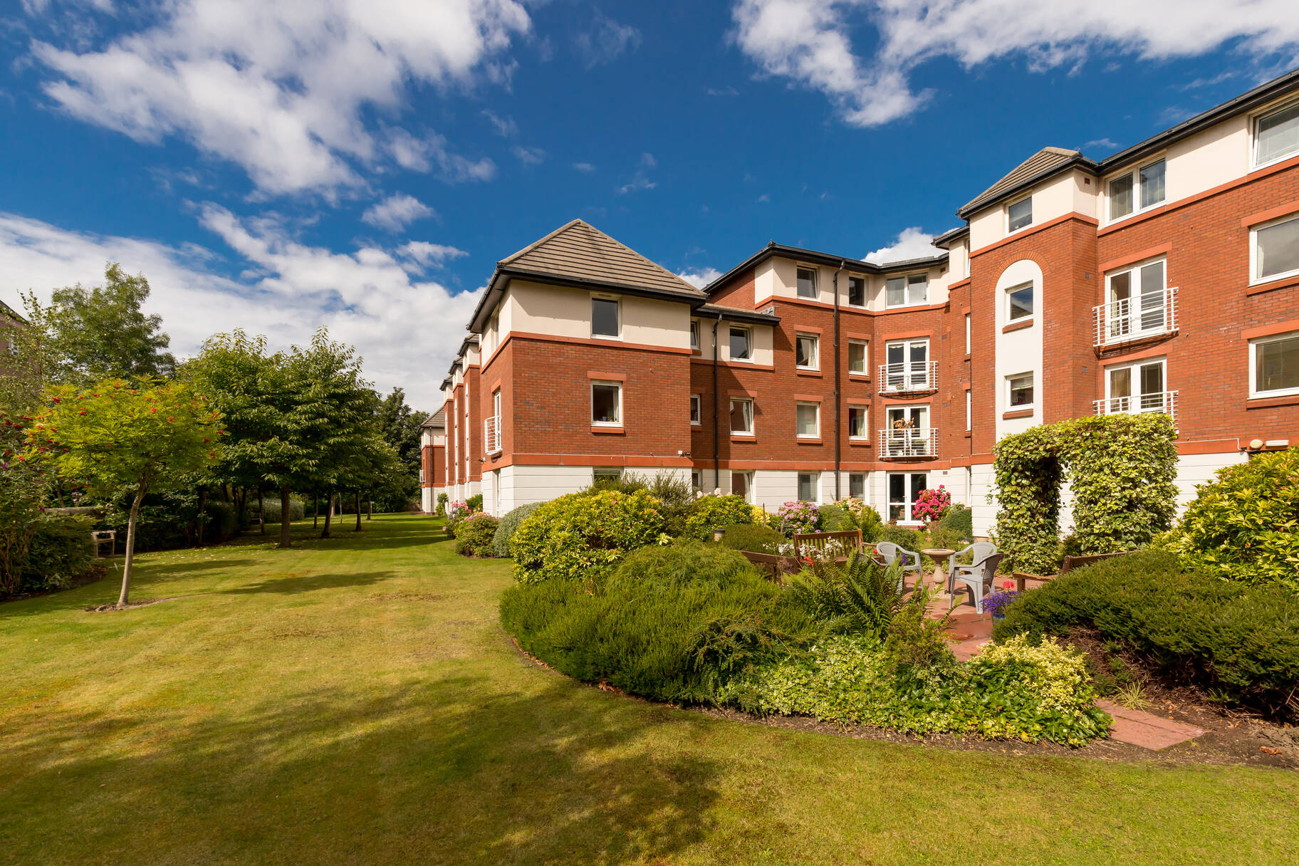 27/325 West Savile Terrace, Edinburgh, EH9 3DT - Gillespie Macandrew